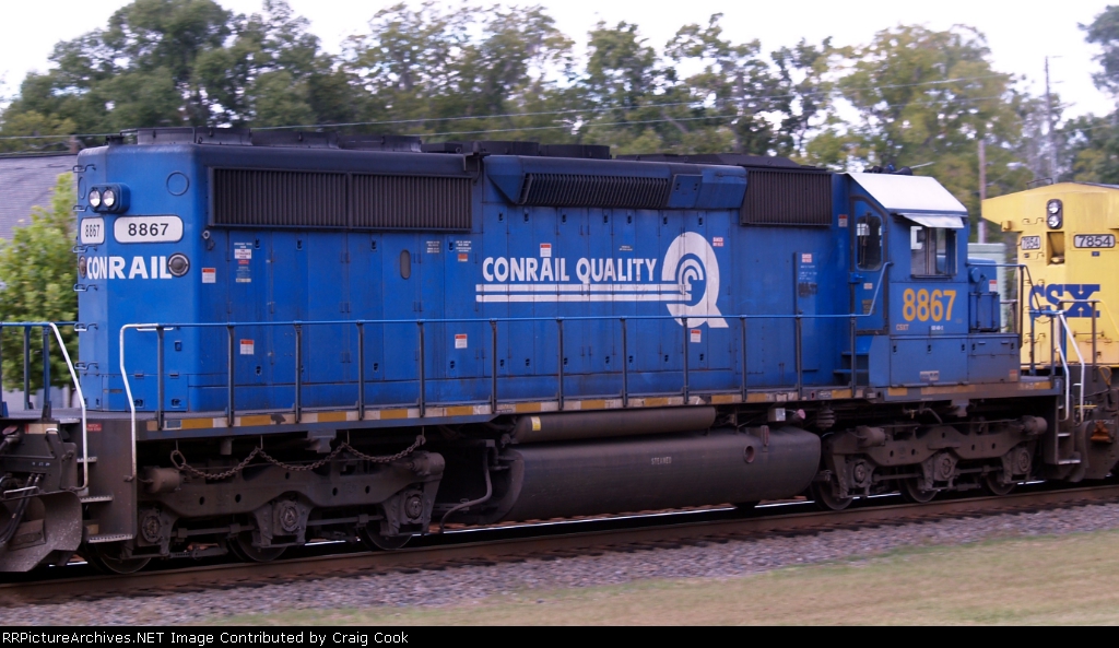 Ex Conrail Painted Locomotive CSXT 8867